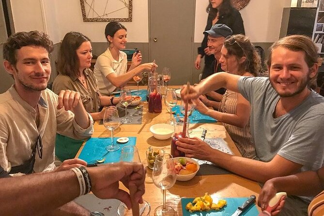 Paella Workshop with Bottomless Sangria in Central Madrid - Practical Details That Matter