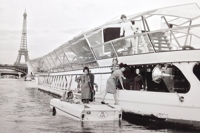Paris Seine River Lunch Cruise by Bateaux Mouches - FAQs