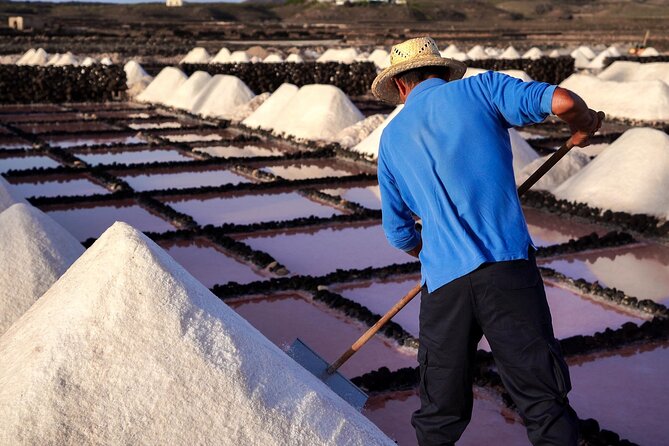 Private and Guided Tour to the Salinas de Janubio with Tasting - FAQ