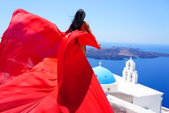 Santorini 2h Private Flying Dress Photoshoot with Transportation - FAQ