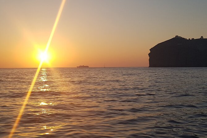 Santorini 5 - Hours Private Day Or Sunset Cruise with Bbq and Drinks - FAQs