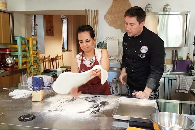 The Art of Making Pizza-Cooking Class in Unique Location with Italian Pizzachef - FAQ
