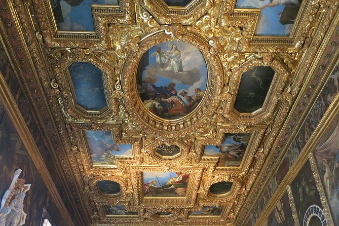 Tour of Venice in Doge's Palace and St Mark's Basilica - FAQ Section