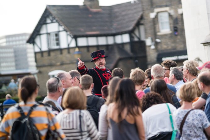 VIP Tower of London and Crown Jewels Tour with Private Beefeater Meet & Greet - FAQ