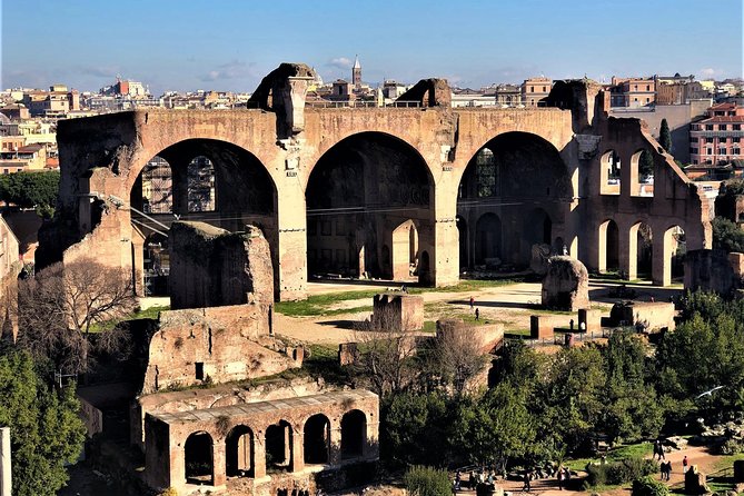 WOW Tour: Coliseum, Vatican, Squares, Luxury Car, Tickets, Lunch - FAQ