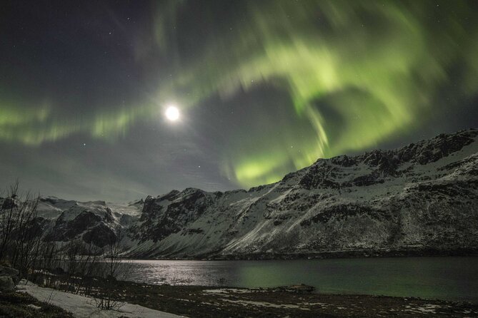 Aurora Chase with professional photographers (Northern Lights) - Frequently Asked Questions