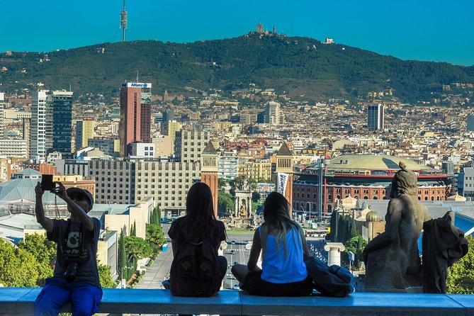 Best of Barcelona and Sagrada Familia Tour with Priority Access - FAQs