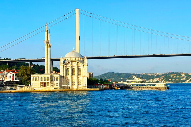 Bosphorus & Golden Horn: Sunset Yacht Cruise with Expert Guide - Who Will Appreciate This Tour?