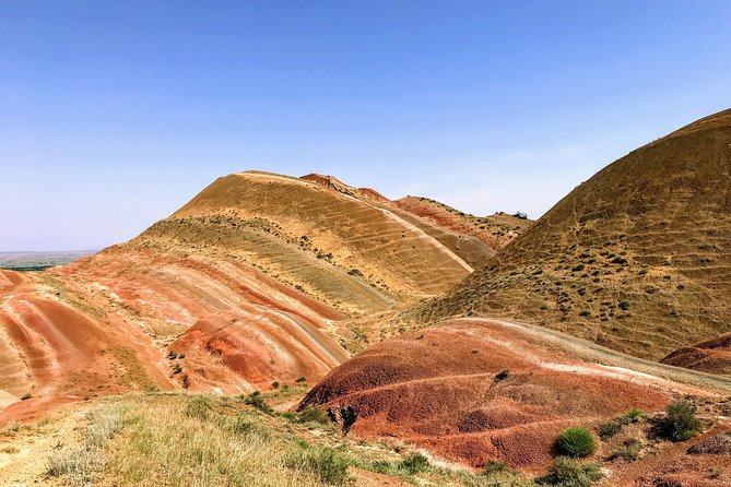 David Gareji and Real Rainbow Mountains Off-Road adventure + hike - Why This Tour Stands Out