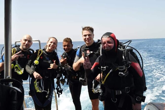 Intro Diving 2 Stops For Beginners with Pick-up and Lunch - Hurghada - The Sum Up