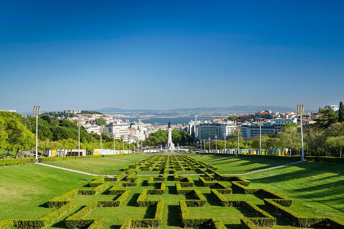 Lisbon Half-Day Private Tour in Premium Vehicle and Custom Stops - FAQ