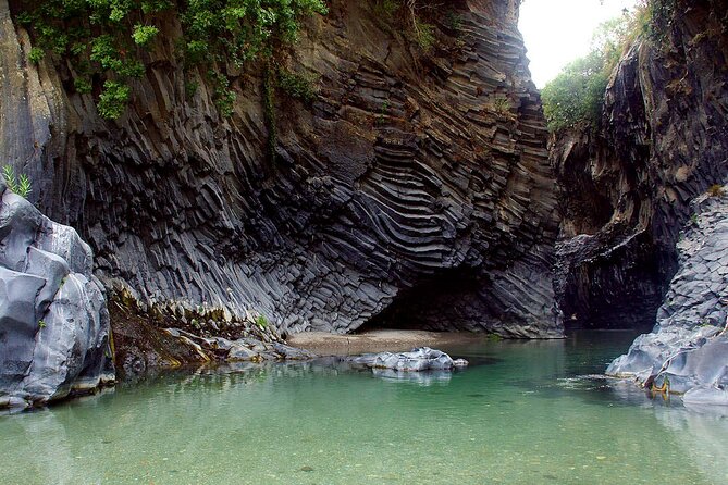 Mt. Etna and Alcantara river full day tour from Catania - The Guide and Group Experience