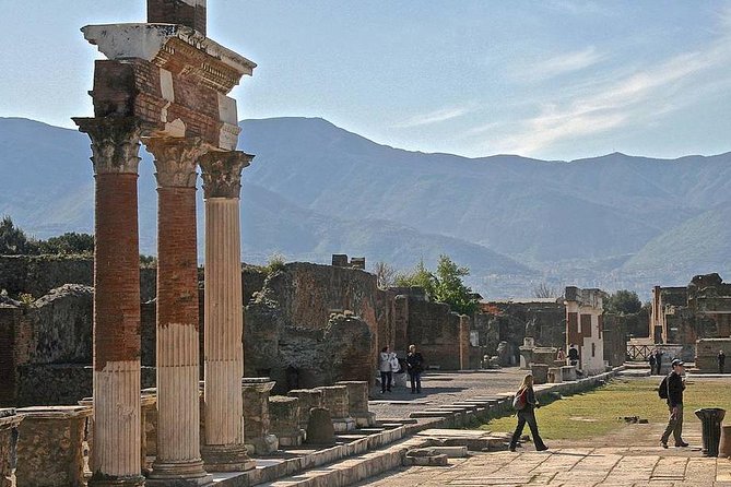 Pompeii New Discoveries Private Guided Tour - Final Thoughts: Who Should Consider This Tour?