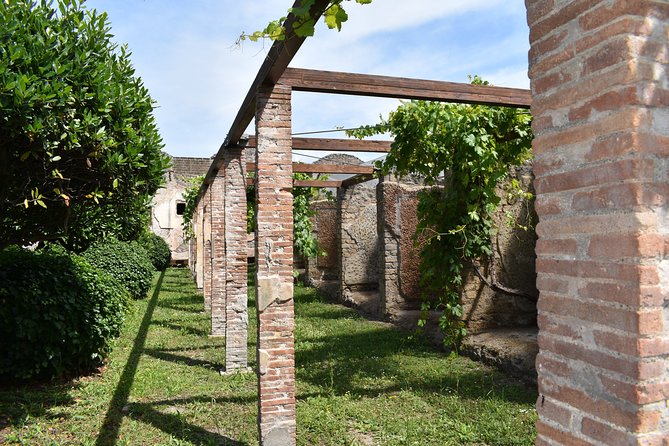 Pompeii Skip-the-line Tour with Archaeologist Guide - FAQs