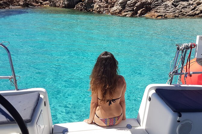 Sailing boat from Santa Teresa di Gallura to the Maddalena Archipelago - Considerations and Possible Drawbacks