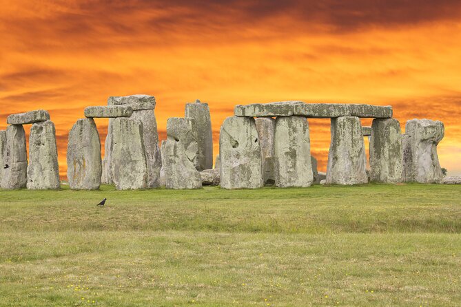 Stonehenge Inner Circle and Windsor Open Top Bus Tour - Additional Features and Perks