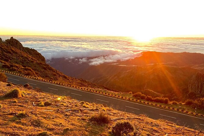 Sunrise Transfer To Pico Do Arieiro, Hike To Pico Ruivo & Return From Teixeira - FAQ