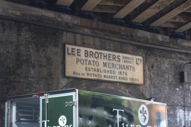 Traditional English Walking Food Tour With London Food Tours - What to Expect in Practice
