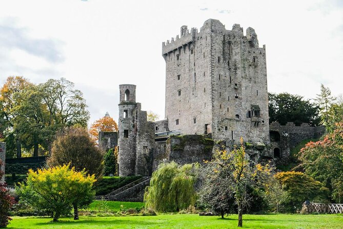 8 Day Emerald Explorer Small Group of tour of Ireland - Key Points