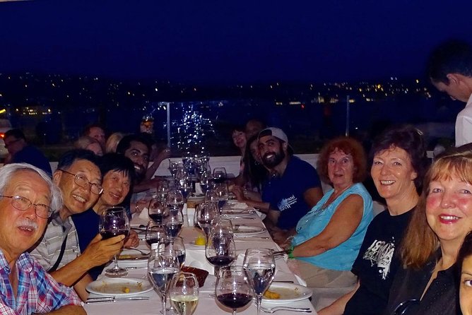 Istanbul: Bosphorus Dinner Cruise Incl. Drinks with Transfer - Who Should Consider This Tour?