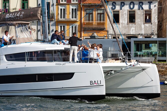 Porto Douro River Sightseeing Sailing Cruise at Sunset or Daytime - FAQ