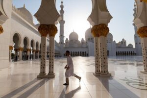 Abu dhabi tour from dubai small group with guide, grand mosque key points: