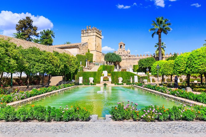 Alcazar of Cordoba Small Group Tour with Skip the Line Ticket - Key Points