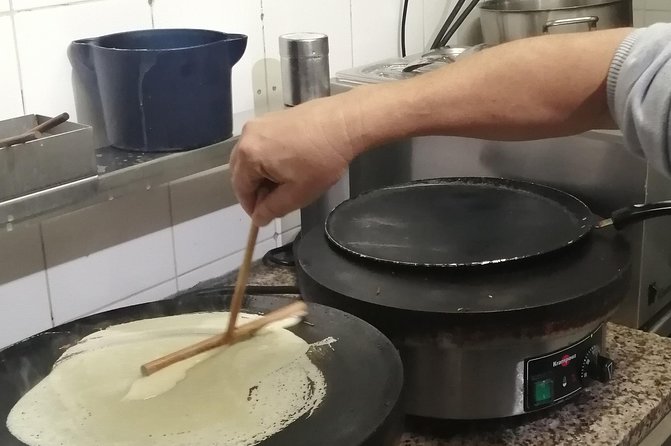 Amazing Sweet Crêpe Cooking Class Paris - Sweet Crêpe Cooking Class in Paris: A Deliciously Authentic Experience