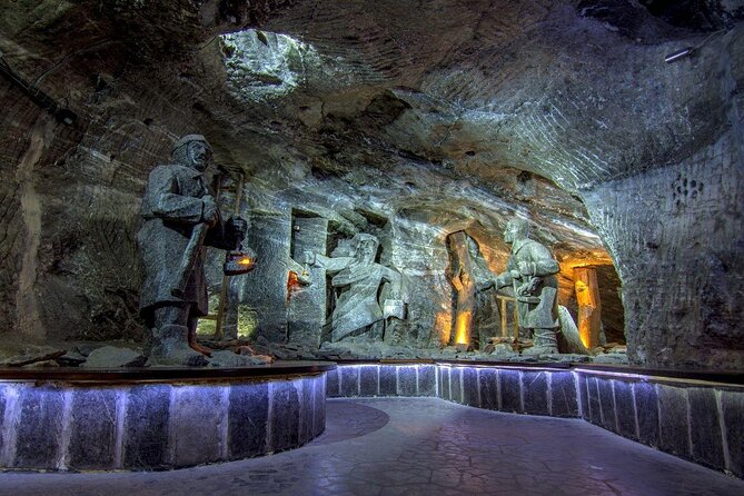 Auschwitz Birkenau and Wieliczka Salt Mine Guided Full Day Tour - A Deep Dive into the Itinerary