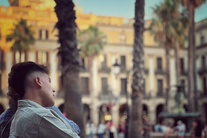 Barcelona Local History, Culture, Top Sights & Architecture - Discovering Barcelona: A Practical & Authentic Walk Through the Old Town and Gaudí’s Modernism