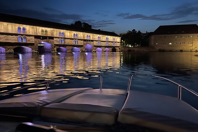 BOAT ALSACE Visit Strasbourg in a private boat + Captain - Key Points