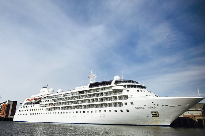Boat Seafari Adventure - What is the Boat Seafari Adventure?