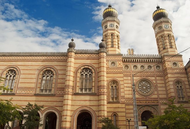 Budapest Dohany, Heroes', Rumbach synagogues & Jewish Ghetto Tour - Key Points