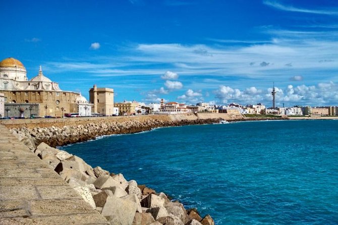 Cadiz and Jerez Day Trip from Seville - Starting Point and Timing