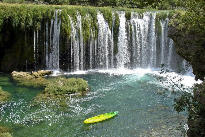 Canoe safari / rafting on river Zrmanja - Discovering the Zrmanja: A Natural Wonder