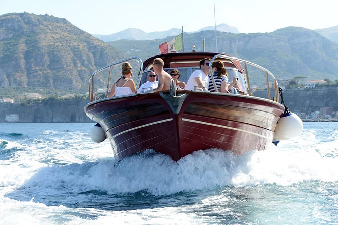 Capri & Blue Grotto Small Group Boat Day Trip from Sorrento - Why Choose This Capri & Blue Grotto Small-Group Tour?