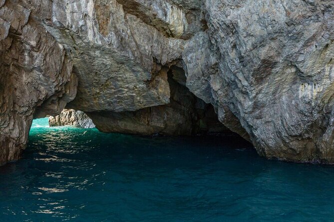 Capri Mini Cruise and City Sightseeing Day Trip from Naples - A Deep Dive into the Experience
