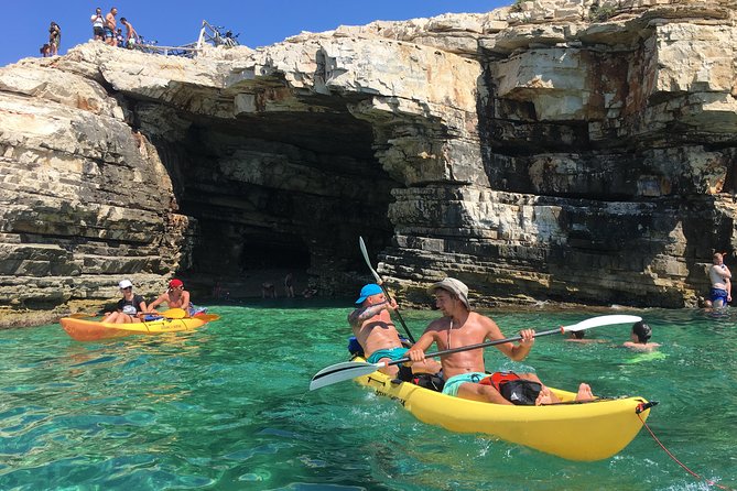 Cave exploring by kayak - Key Points