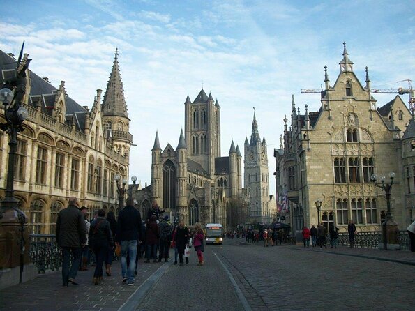 Charlie's famous Chocolate Tour (Ghent) - Key Points