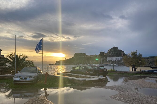 Corfu Old Town Guide Tour with Dog or City with 4 paws - Key Points