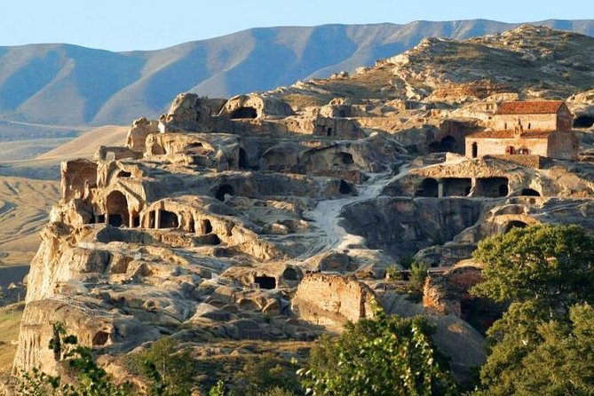 Day tour to Chronicles of Georgia, Gori city, Uplistsikhe cave - Key Points