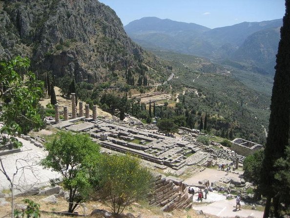 Delphi full day V.R audio guided tour with entry ticket - Key Points