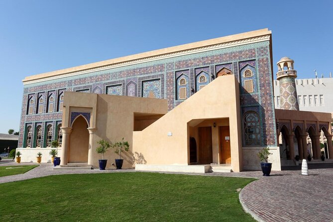 Doha: Guided City Tour with Airport and Hotel Pickup - Key Points