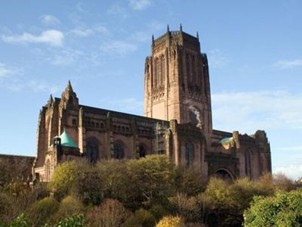 Downtown Liverpool Walking Tour - In Spanish - Exploring Liverpool with a Spanish-Guided Walking Tour
