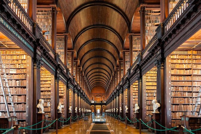 Dublin in a Day: Dublin Castle, Book of Kells, Guinness & Whiskey - Key Points