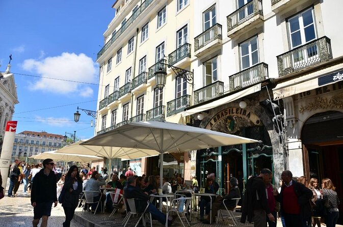 Fado in Chiado - Live Show in Lisbon on Stage for over 15 Years - Key Points
