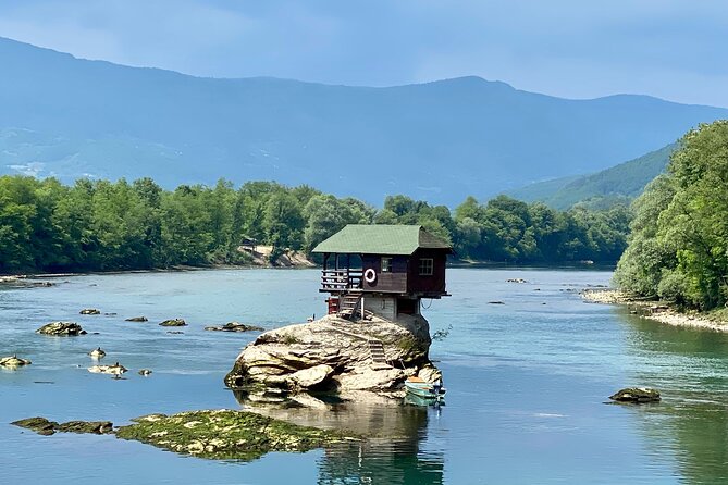 From Belgrade: Best of West (Drina House, Drvengrad & Sargan 8) - Key Points