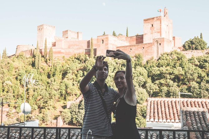 Golden Hour in Granada: Sunset Walking Tour with Play Granada - Key Points