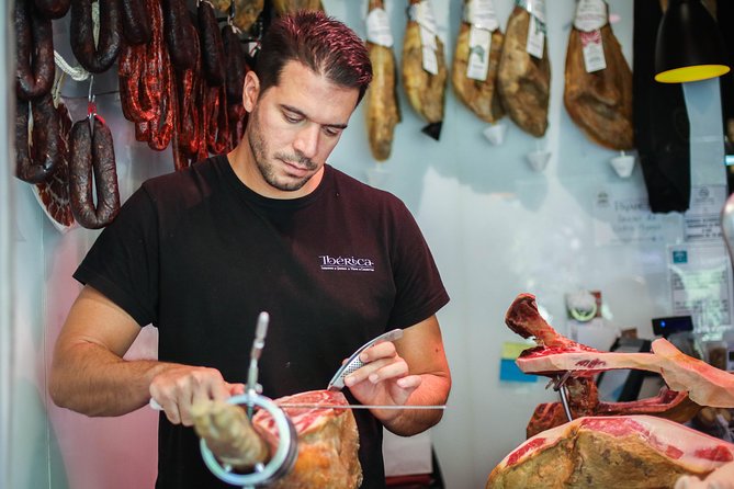 Granada Tapas and Wine Small Group Tour - What Makes the Experience Special?