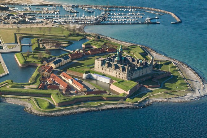 Grand Day Trip around Copenhagen - The Transport and Group Dynamics